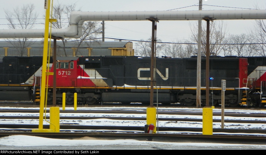 CN 5712